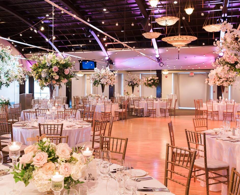 Palais Royale Ballroom - Venue - Toronto- Weddinghero.ca