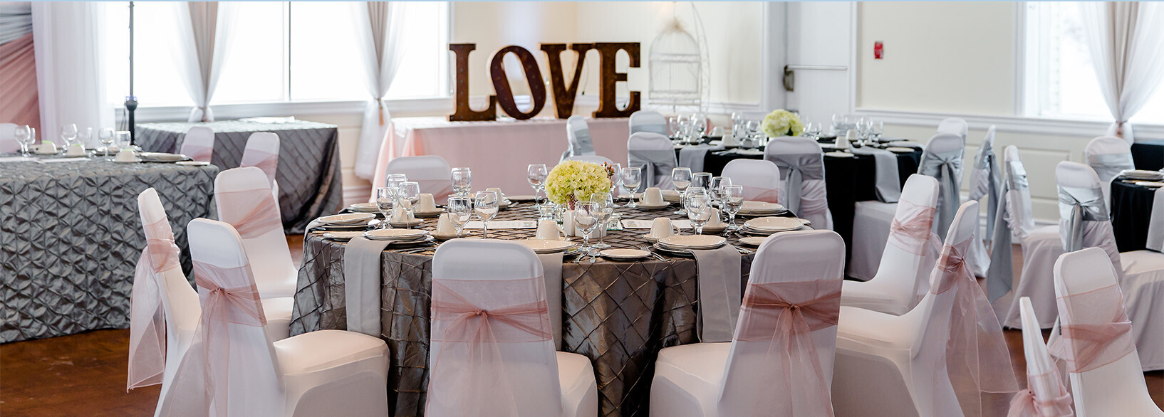 Bingemans - Venue - Kitchener- Weddinghero.ca