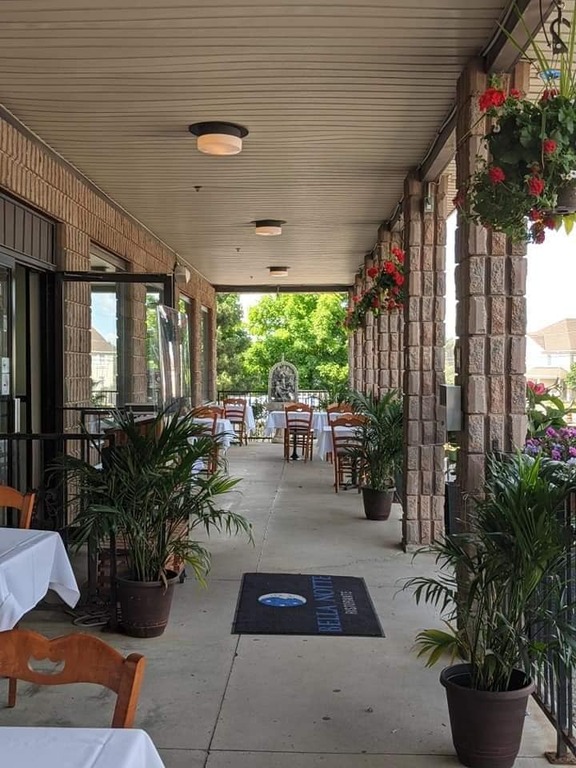 Bella Notte Ristorante - Venue - Whitby - Weddinghero.ca
