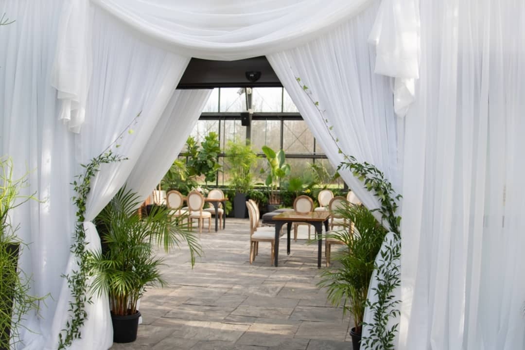 Aquatopia Water Garden Conservatory - Venue - Ottawa - Weddinghero.ca