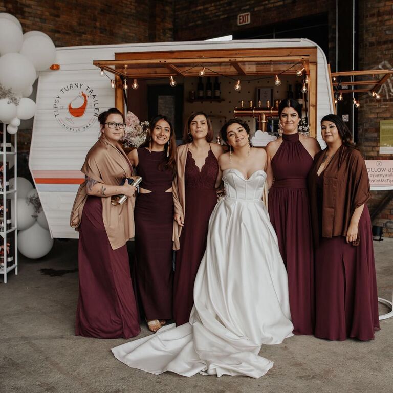 Tipsy Turny Trailer Mobile Bar - Catering - Toronto - Weddinghero.ca